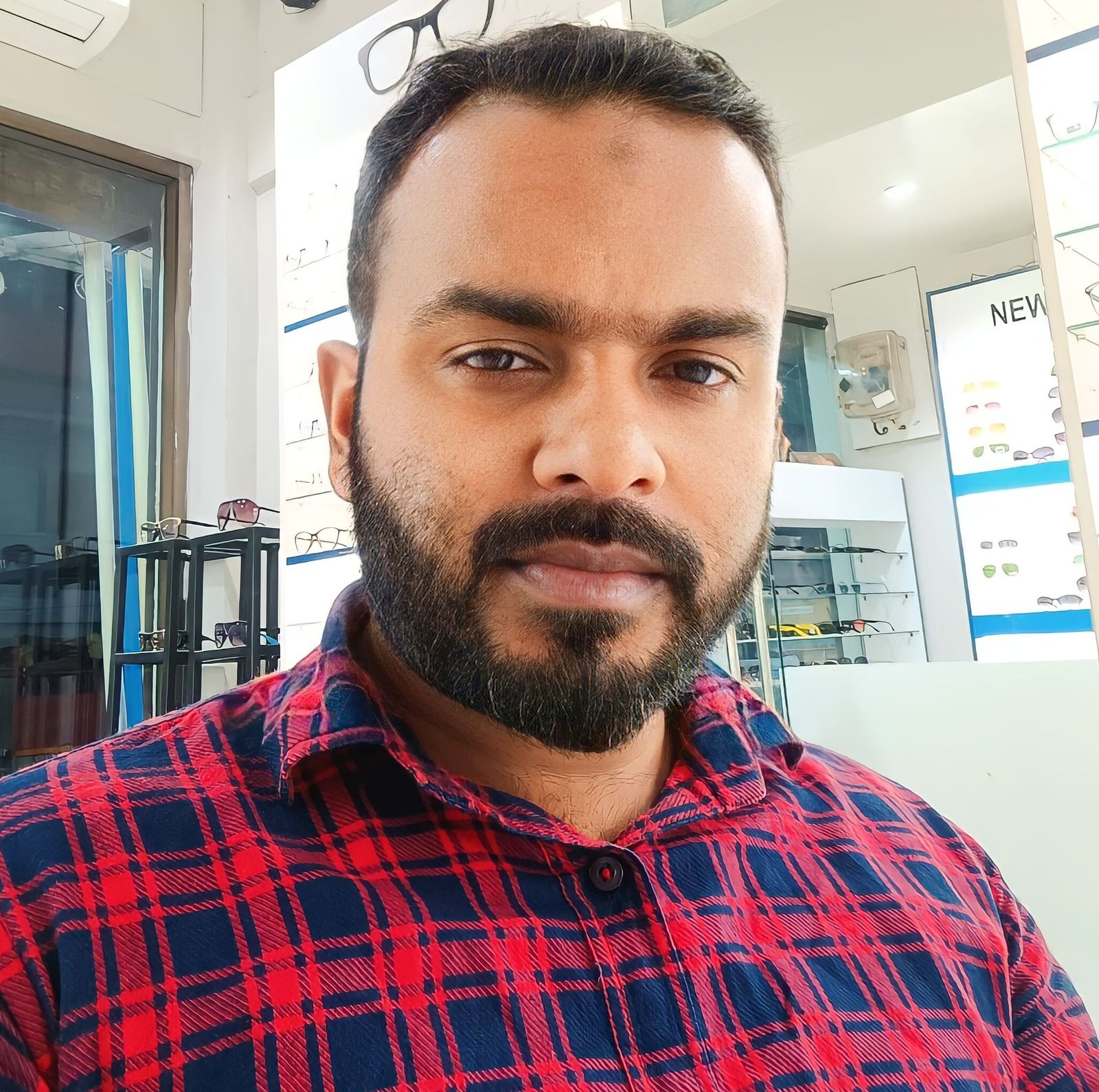 Non-Teaching Staff – Ajmal Super 40